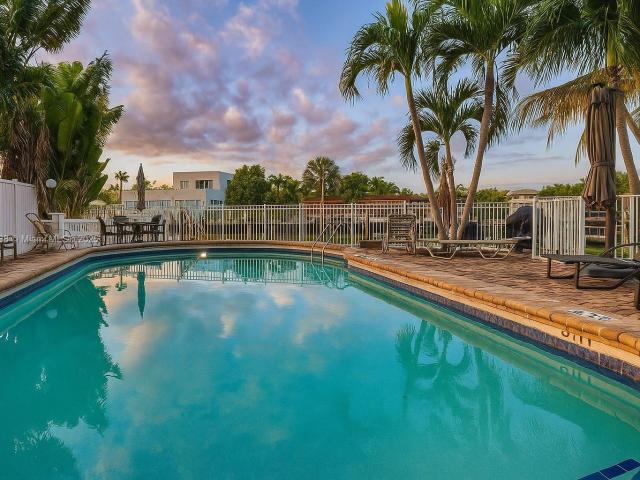 2 BR, 2 BA Apartment 1100 Pine Drive, Pompano Beach, FL 33060
