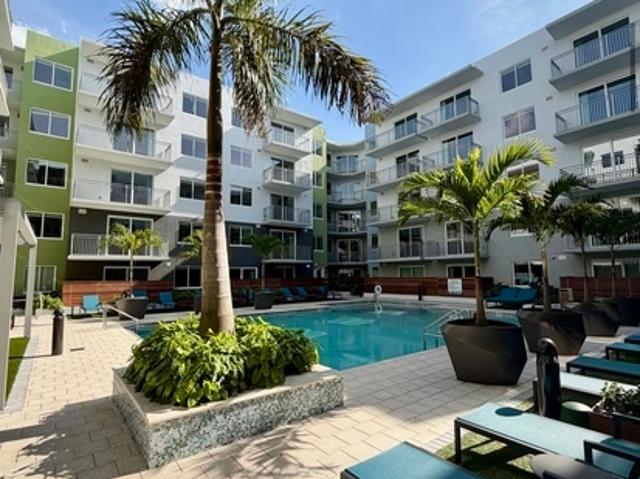 2 BR, 2 BA Apartment 1101 E Harrison St, Unit 2, Tampa, FL 33602