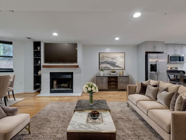 2 BR, 2 BA Apartment 1106 5th St NW, Washington, DC 20001