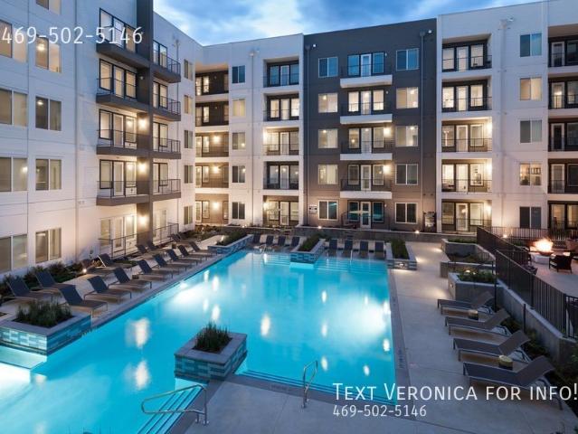 2 BR, 2 BA Apartment 110 W Cityline Drive, Richardson, TX 75082
