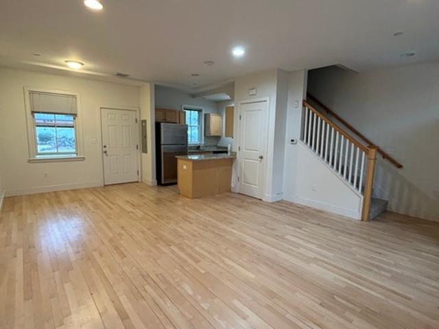 2 BR, 2 BA Apartment 110 Second St, Unit PH02, Cambridge, MA 02141