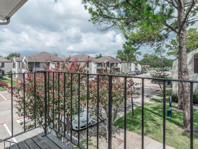 2 BR, 2 BA Apartment 1111 West Main Street, League City, TX 77573