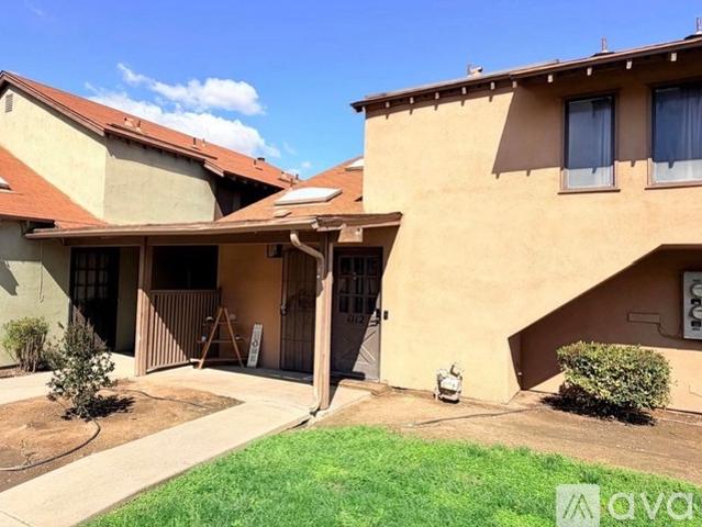 2 BR, 2 BA Apartment 1112 Bel Aire Circle, Unit 1112, Porterville, CA 93257
