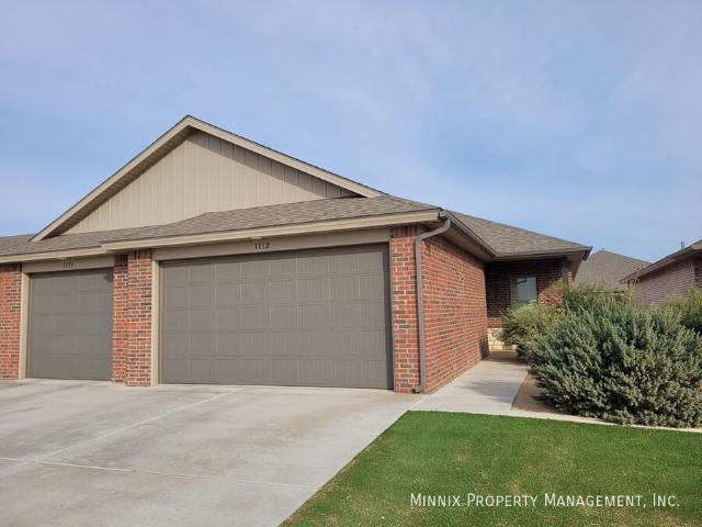 2 BR, 2 BA Apartment 1112 N. 7th St Wolfforth, TX 79382