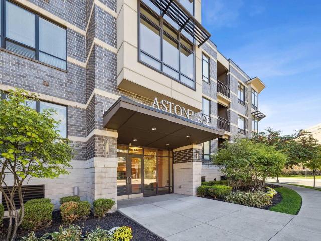 2 BR, 2 BA Apartment 111 W Third Ave Unit 202, Columbus, OH 43201