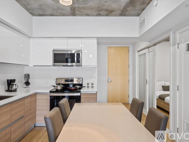 2 BR, 2 BA Apartment 111 N Louise St, Unit TENTEN Glendale Type E, Glendale, CA 91206