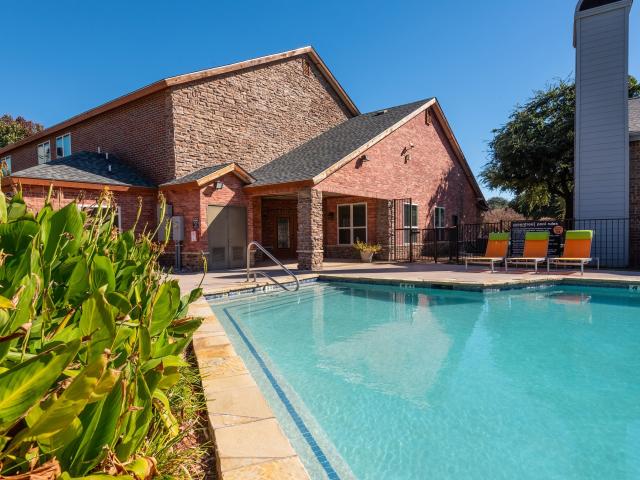 2 BR, 2 BA Apartment 1120 Mac Arthur Drive Unit 2806, Carrollton, TX 75007