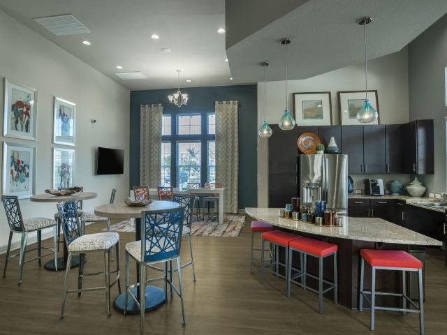 2 BR, 2 BA Apartment 11221 Everblades Parkway Unit 03 210, Estero, FL 33928