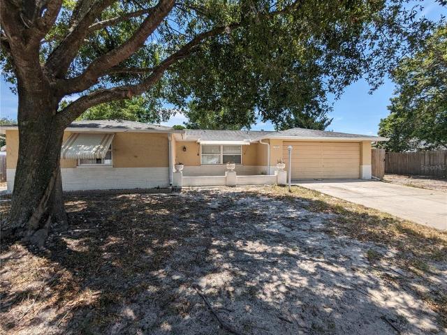 2 BR, 2 BA Apartment 11230 Kapok Ave, Port Richey, FL 34668