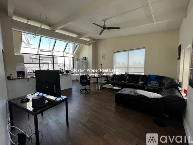 2 BR, 2 BA Apartment 1126 Boylston St, Unit 701, Boston, MA 02215