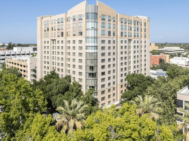 2 BR, 2 BA Apartment 1127 15th St Unit 305, Sacramento, CA 95814