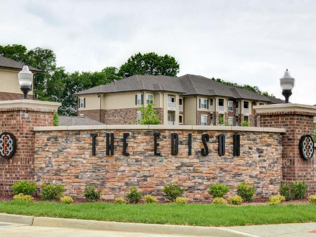 2 BR, 2 BA Apartment 1137 Greenlea Blvd Unit E 36, Gallatin, TN 37066