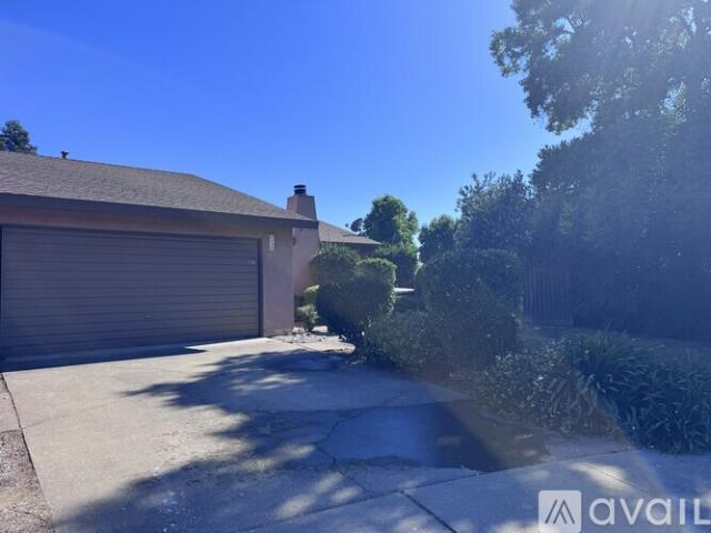 2 BR, 2 BA Apartment 1138 Forestwood Dr, Yuba City, CA 95991