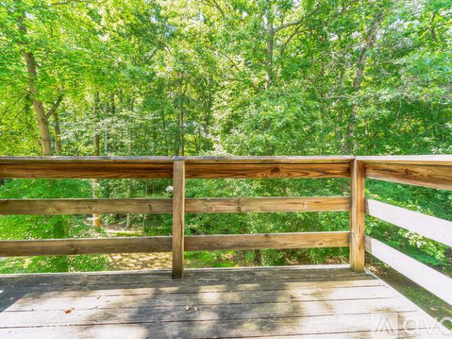 2 BR, 2 BA Apartment 11410 Little Patuxent Pkwy, Unit 1007, Columbia, MD 21044