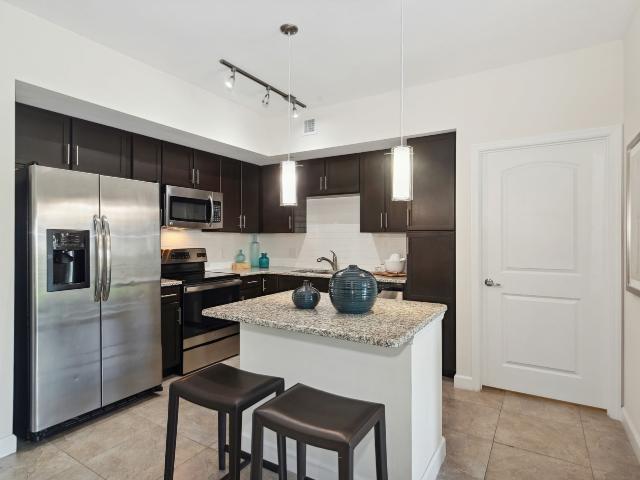 2 BR, 2 BA Apartment 11481 Northwest 41st Street Unit 4401, Miami, FL 33178