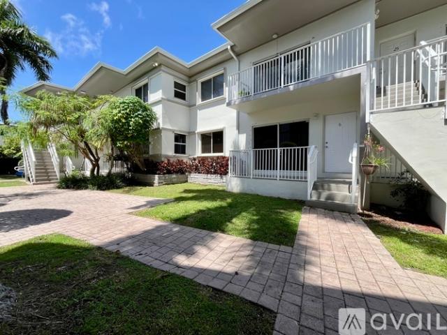 2 BR, 2 BA Apartment 1150 99th St, Unit 6, Bay Harbor Islands, FL 33154