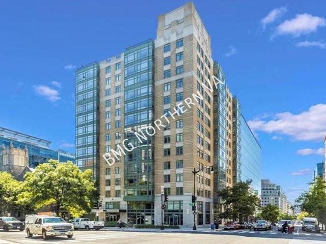 2 BR, 2 BA Apartment 1150 K St NW, Washington, DC 20005