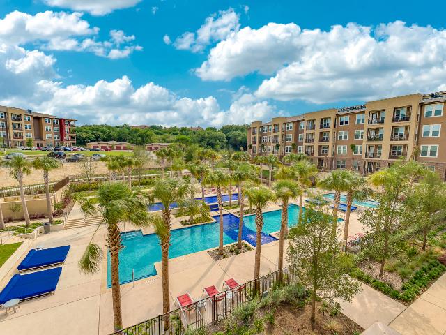 2 BR, 2 BA Apartment 11539 Huebner Road Unit 2403, San Antonio, TX 78230