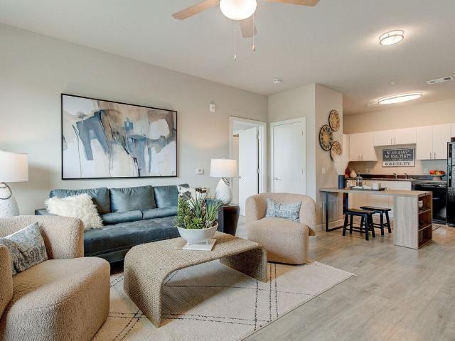 2 BR, 2 BA Apartment 11656 207th Street West Unit 4212, Lakeville, MN 55044