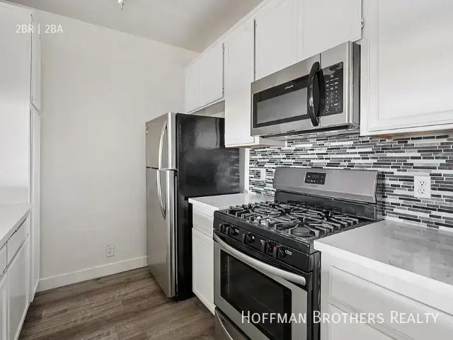 2 BR, 2 BA Apartment 11657 Oxnard St, North Hollywood, CA 91606