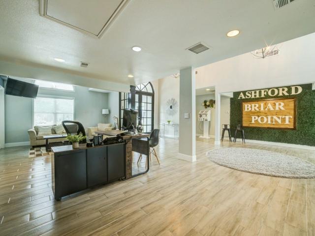 2 BR, 2 BA Apartment 11710 Briar Forest Dr Unit 302, Houston, TX 77077