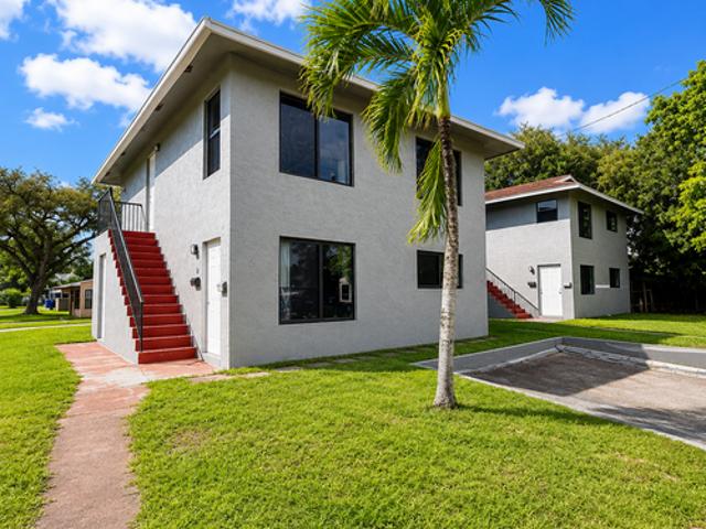 2 BR, 2 BA Apartment 1175 SW 16th Ave, Unit 2, Fort Lauderdale, FL 33312