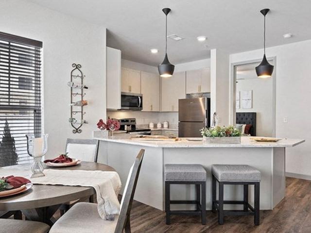 2 BR, 2 BA Apartment 11835 S Fellows St Unit 4210, Olathe, KS 66061