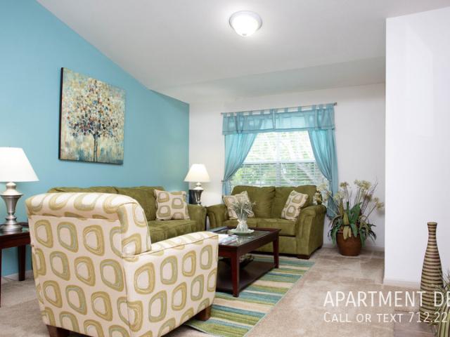 2 BR, 2 BA Apartment 11915 11916 West RdÂ, Houston, TX 77065