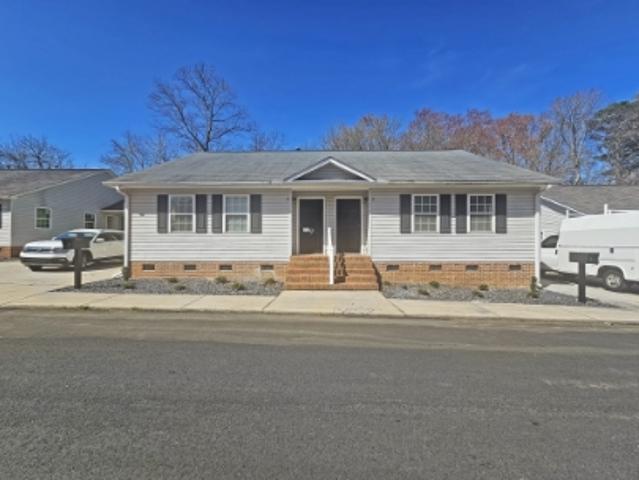 2 BR, 2 BA Apartment 11 Paris Creek Court, Greenville, SC 29617