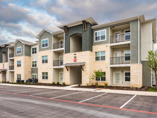 2 BR, 2 BA Apartment 12003 Culebra Road Unit 28045, San Antonio, TX 78253