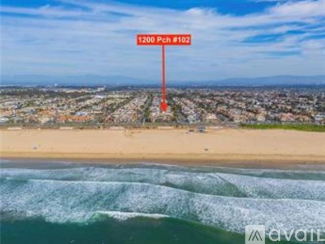 2 BR, 2 BA Apartment 1200 Pacific Coast Highway 103, Unit 103, Huntington Beach, CA 92648