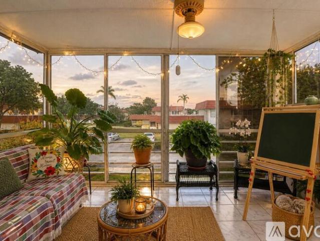 2 BR, 2 BA Apartment 12012 Greenway Cir S, Unit 209, Royal Palm Beach, FL 33411