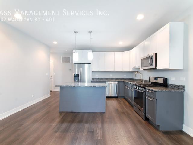 2 BR, 2 BA Apartment 1202 Waukegan Rd, Glenview, IL 60025