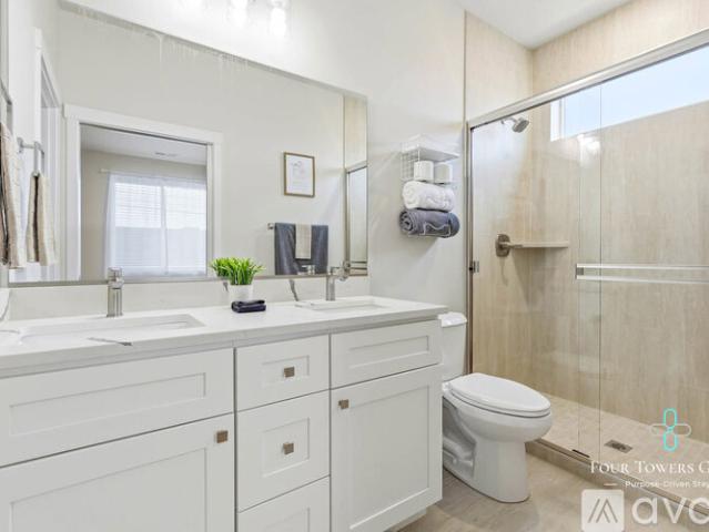 2 BR, 2 BA Apartment 1205 Northeast Emerald Drive, Unit 1205 Emerald, Hermiston, OR 97838