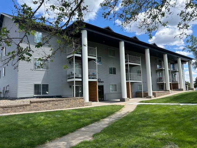 2 BR, 2 BA Apartment 120 College Park Circle Unit 131 13, Lincoln, NE 68505