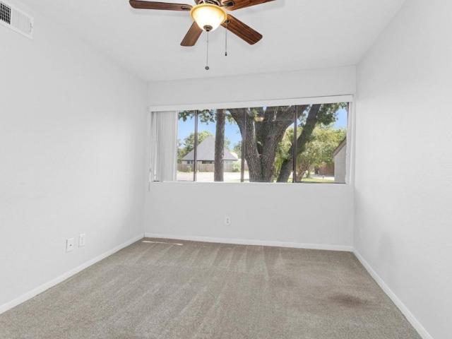 2 BR, 2 BA Apartment 12100 Melville Drive, Montgomery, TX 77356