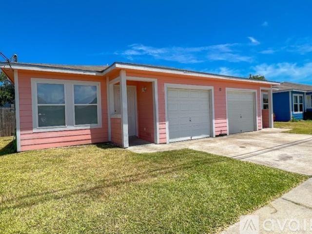 2 BR, 2 BA Apartment 1210 Chaparral Street, Unit 13B, Rockport, TX 78382