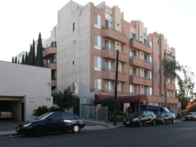 2 BR, 2 BA Apartment 1210 Las Palmas Avenue Unit 410, Los Angeles, CA 90038