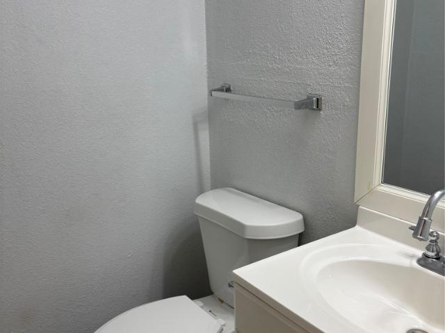 2 BR, 2 BA Apartment 1210 Southport Drive, Austin, TX 78704