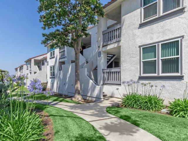 2 BR, 2 BA Apartment 1211 W 6th Street Unit 34, Corona, CA 92882