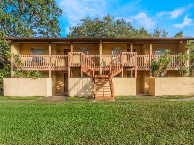 2 BR, 2 BA Apartment 12123 Napiers Cir Orlando, FL 32826