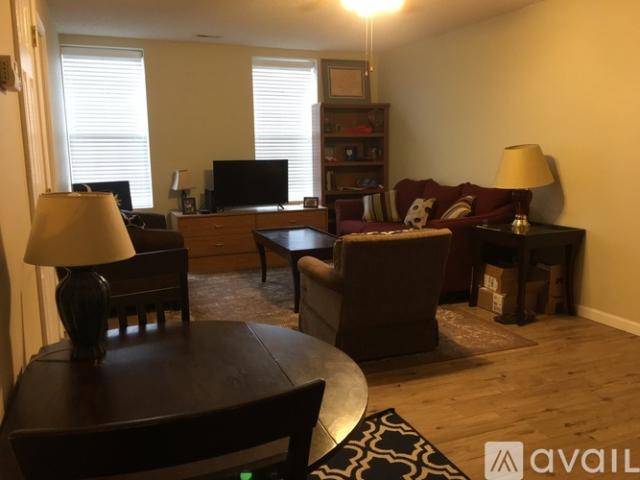 2 BR, 2 BA Apartment 121 W Carolina Ave, Unit C, Hartsville, SC 29550