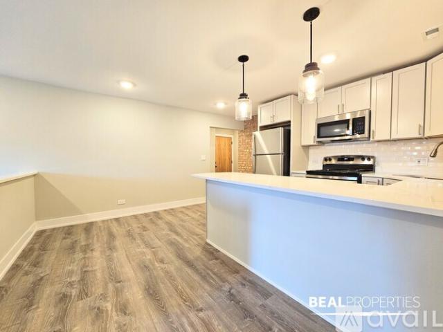 2 BR, 2 BA Apartment 1220 N La Salle Dr, Unit K2 2 Bed, Chicago, IL 60610