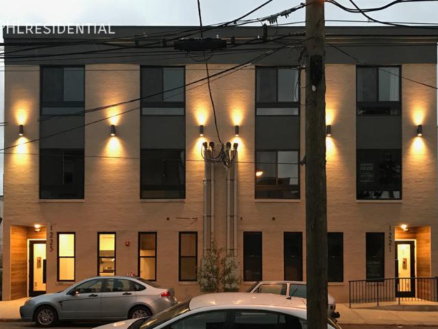 2 BR, 2 BA Apartment 1221 N 27th St, Philadelphia, PA 19121