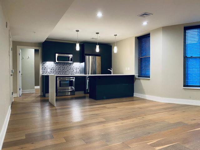 2 BR, 2 BA Apartment 1222 Locust St, 407, Philadelphia, PA 19107