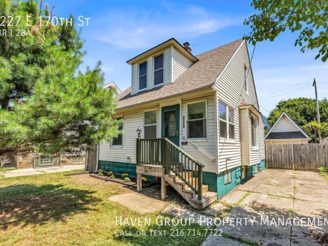 2 BR, 2 BA Apartment 1227 E 170th St, Cleveland, OH 44110