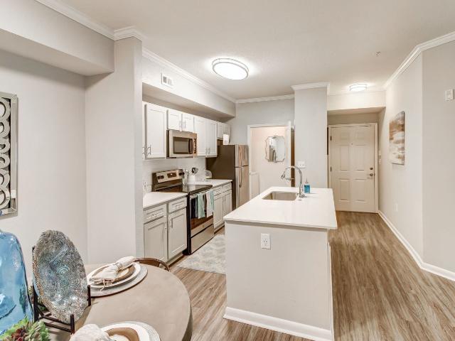 2 BR, 2 BA Apartment 12349 West Linebaugh Avenue Unit 03 209, Tampa, FL 33626