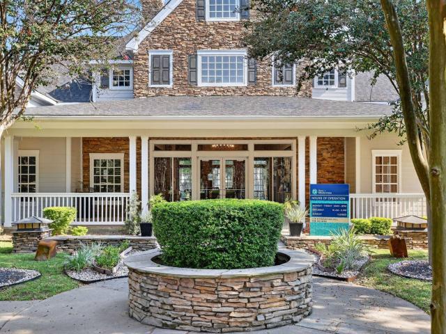 2 BR, 2 BA Apartment 12360 Richmond Avenue Unit 1431, Houston, TX 77082