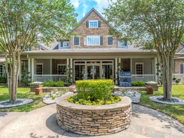 2 BR, 2 BA Apartment 12360 Richmond Avenue Unit 2135, Houston, TX 77082