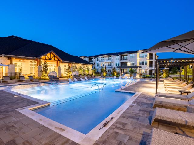 2 BR, 2 BA Apartment 1239 East Borgfeld Drive Unit 04306, San Antonio, TX 78260